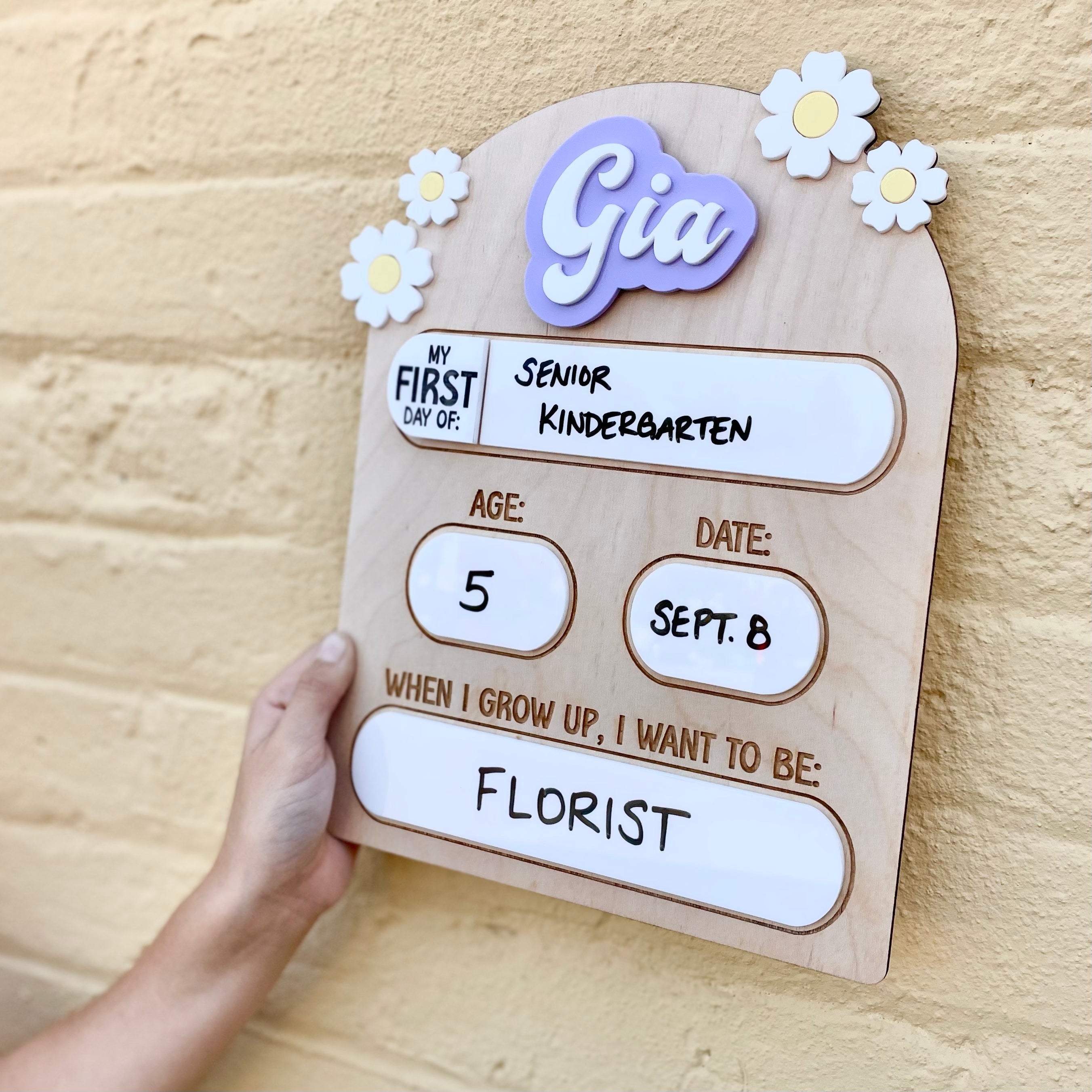 Arched Daisy First / Last Day of School Board – Urban Playground Designs